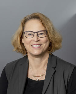 Prof. Dr. Katharina Bluhm • Cluster of Excellence "Contestations of the ...